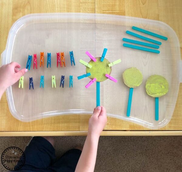 Clothespin Crafts - Flowers - Planning Playtime